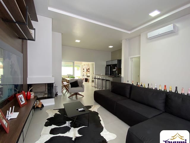 Casa à venda 3 Quartos, 1 Suite, 2 Vagas, 172M², Country, Santa Cruz do ...