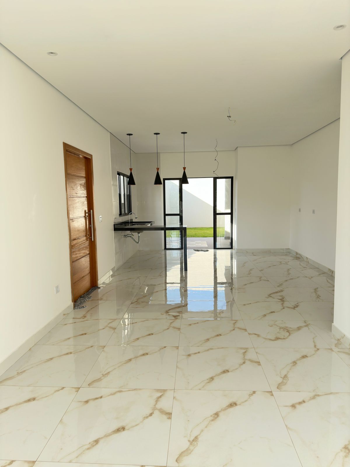 Sobrado à venda com 3 quartos, 258m², 1776