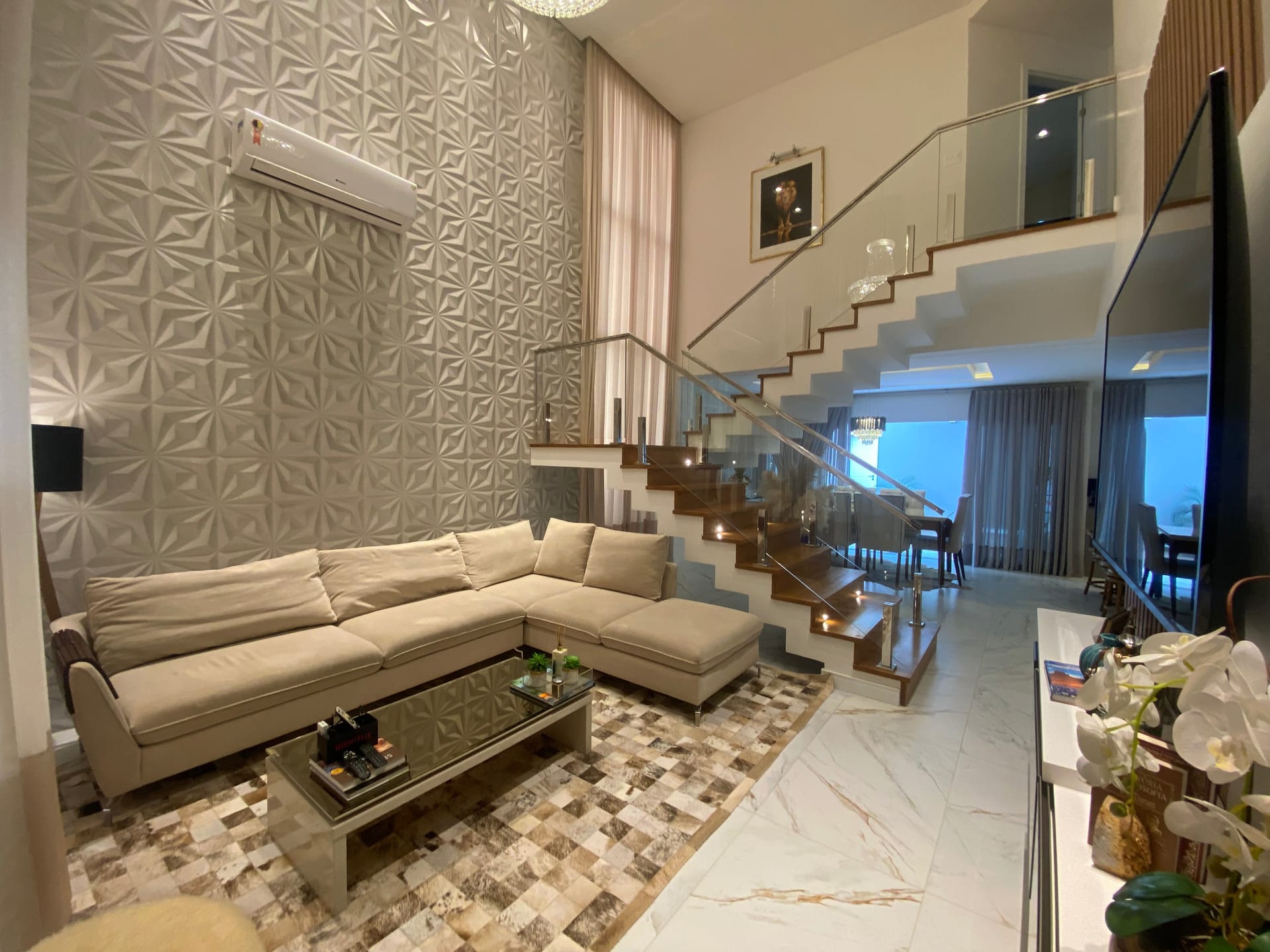 Sobrado à venda com 3 quartos, 122m², CA00144