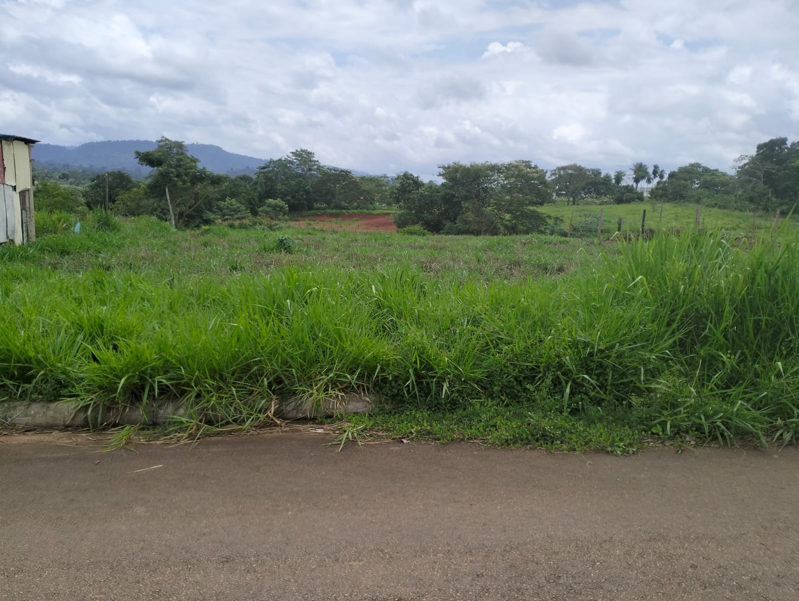 Terreno à venda, 43000M2